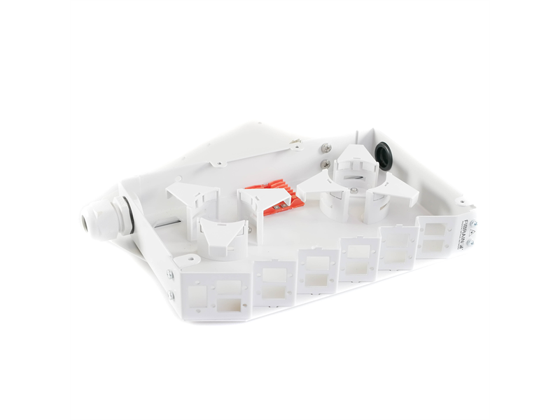 Fibrain, DIN sínes patch panel, max 12x SX SC/E2000/LC DX adapternek ...