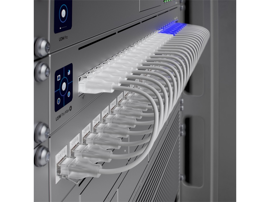 Ubiquiti, Pro Max 24 PoE - AccessPoint Kft.